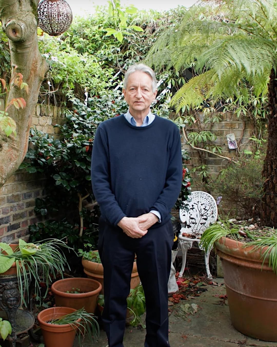 Nobel Prize-Winning AI Expert Geoffrey Hinton Says Plumbing Is One of ...